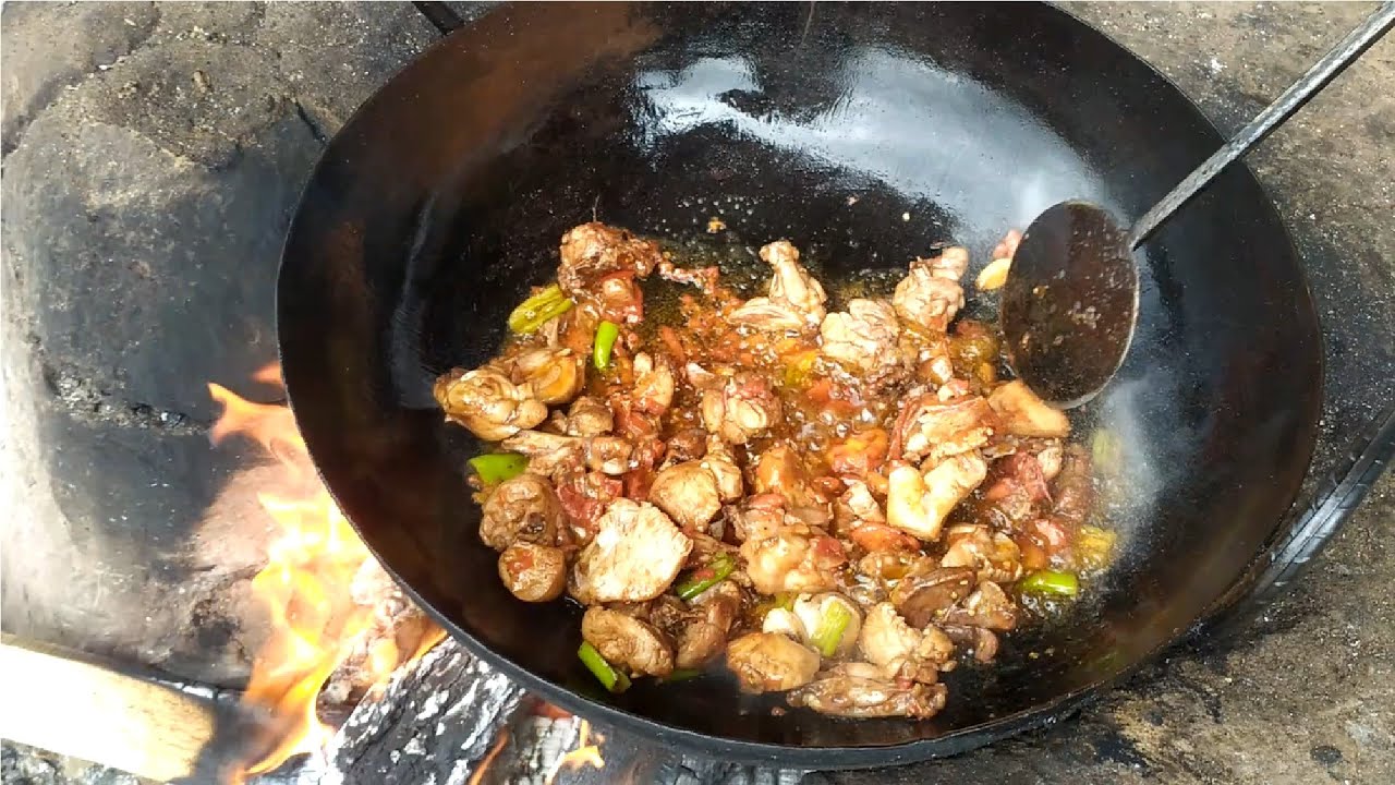 Special Garlic Chicken Recipe | Teera Valley Karahi Prepared | Village ...