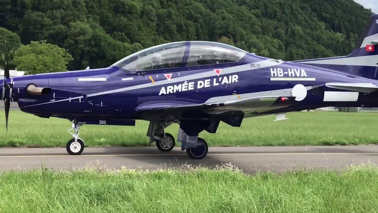 First flight PC-21 ARMEE DE L'AIR Nr.01 - YouTube
