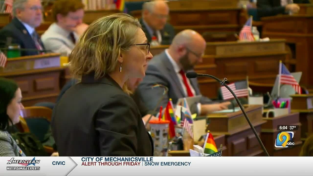 Iowa lawmakers pass LGBTQ school instruction bill - YouTube