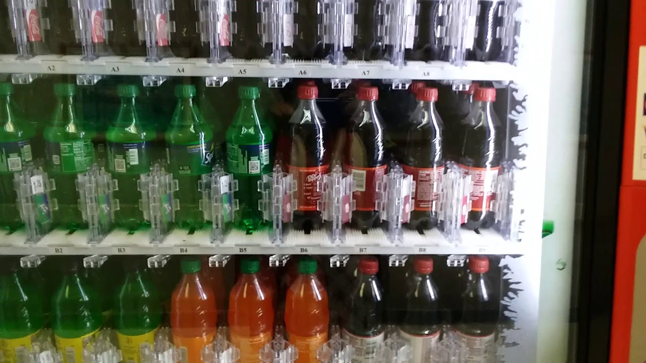 Coca-Cola Vending Machine Dixie Narco BevMax DN5800 at Panama City Mall ...