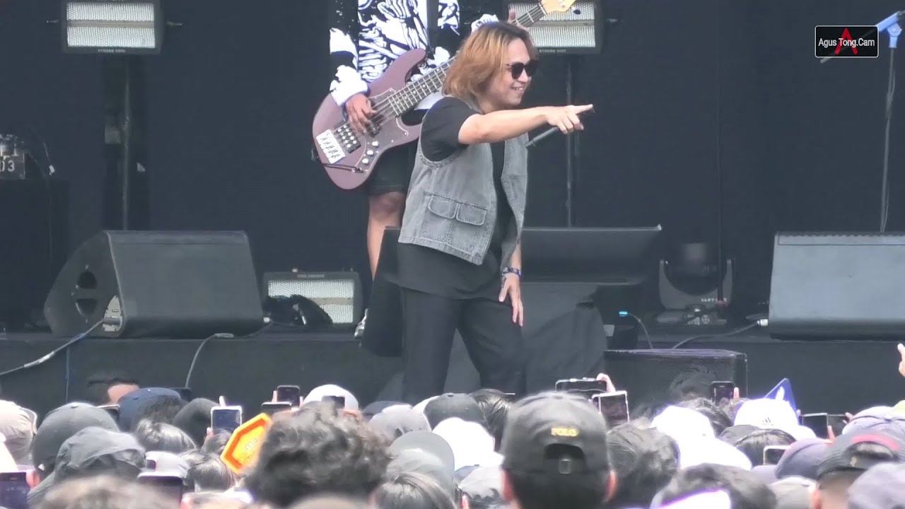 Fallin In Love, Meraih Mimpi - J-Rocks - At Pestapora 2025 - YouTube