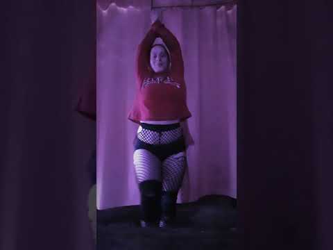 Twerking 2021 Linda Tatiana: bailando Twerking cómo árabe