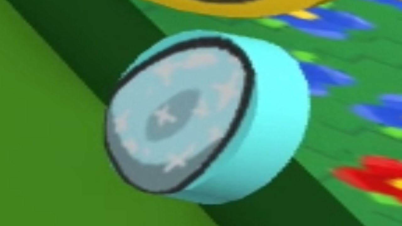 Getting a Diamond Egg From Werewolf in Bee Swarm Simulator (RAREST drop ...