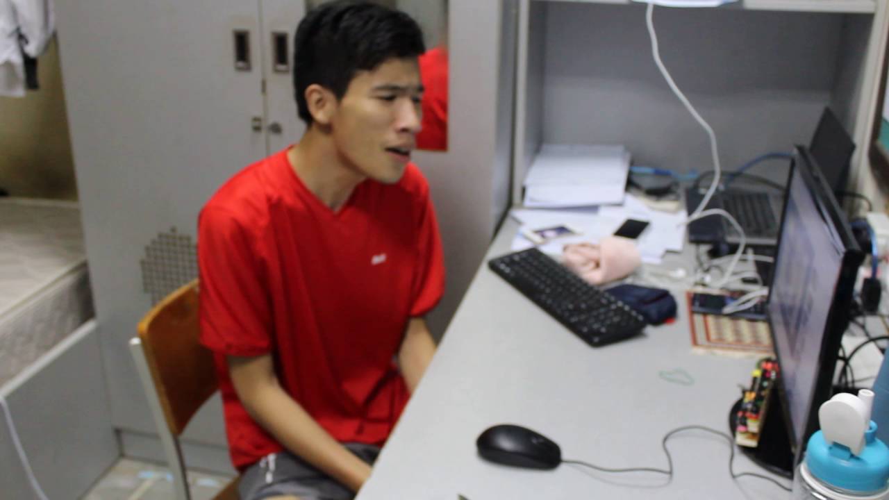 Vietnamese learns how to sing Khmer song - YouTube