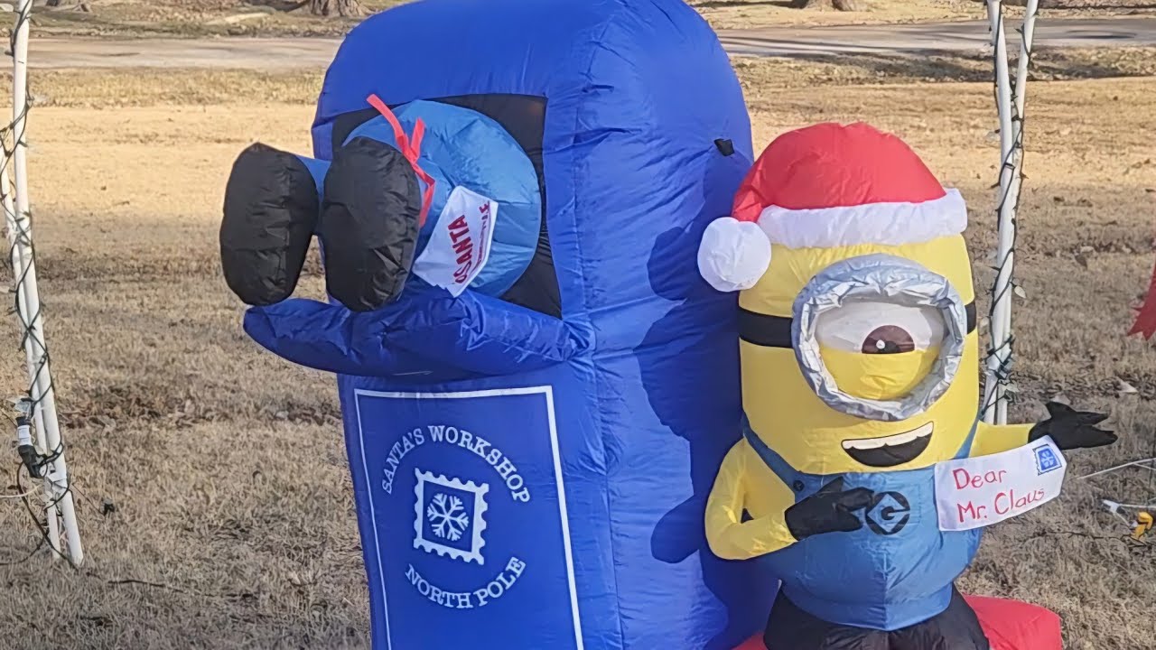 Minions Christmas Inflatable unboxing. (letters to Santa) Airblown ...
