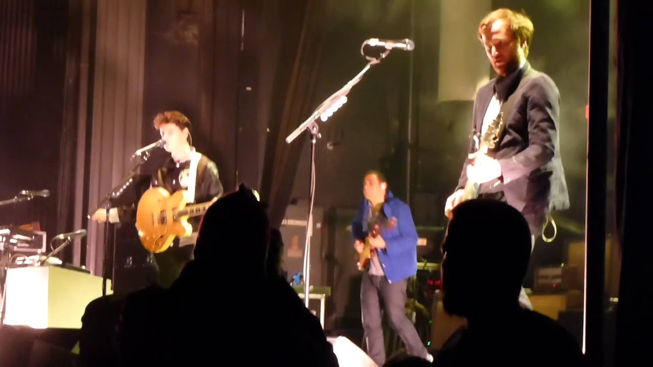 Vampire Weekend - Cousins Live in Columbus - YouTube