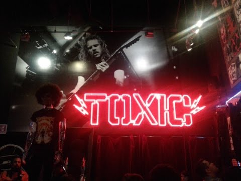 TOXIC: Inaugura su nueva sucursal Parque Delta @toxic_stores - YouTube
