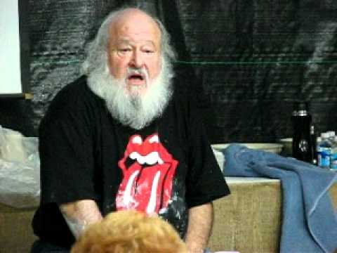 Robin Hopper on Production Pottery and the Claw Grip - YouTube