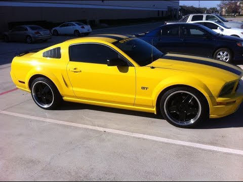 Mustang GT Glasspacks - YouTube