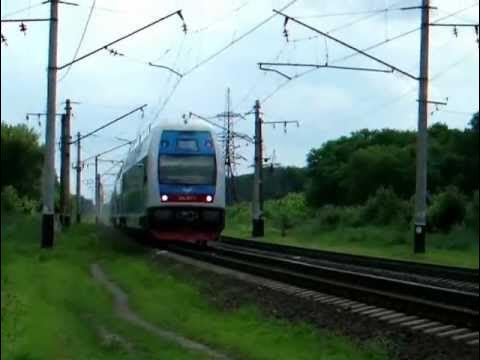 Электропоезд Skoda EJ-675 (гудок, свисток / тифон) - YouTube