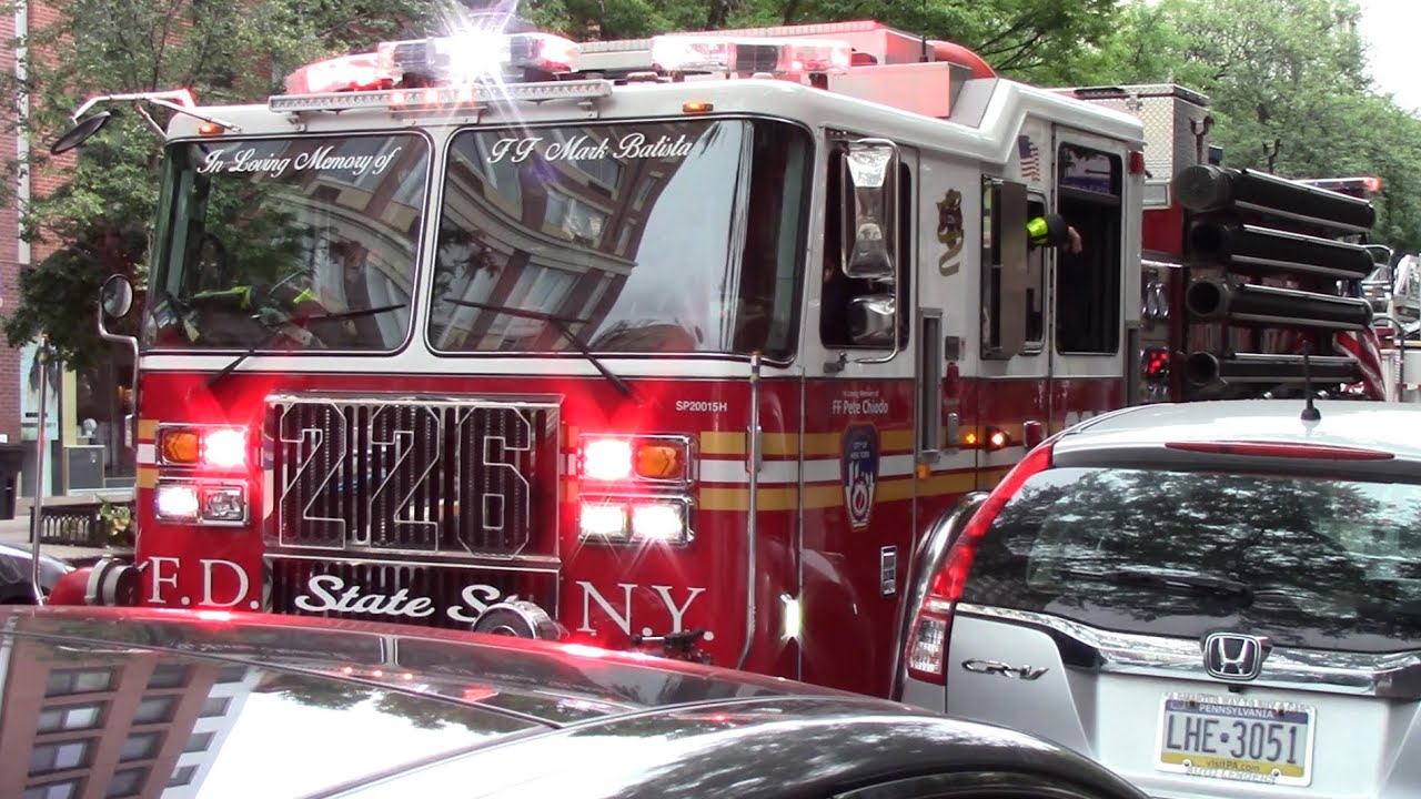 FDNY Engine 226 responding - YouTube