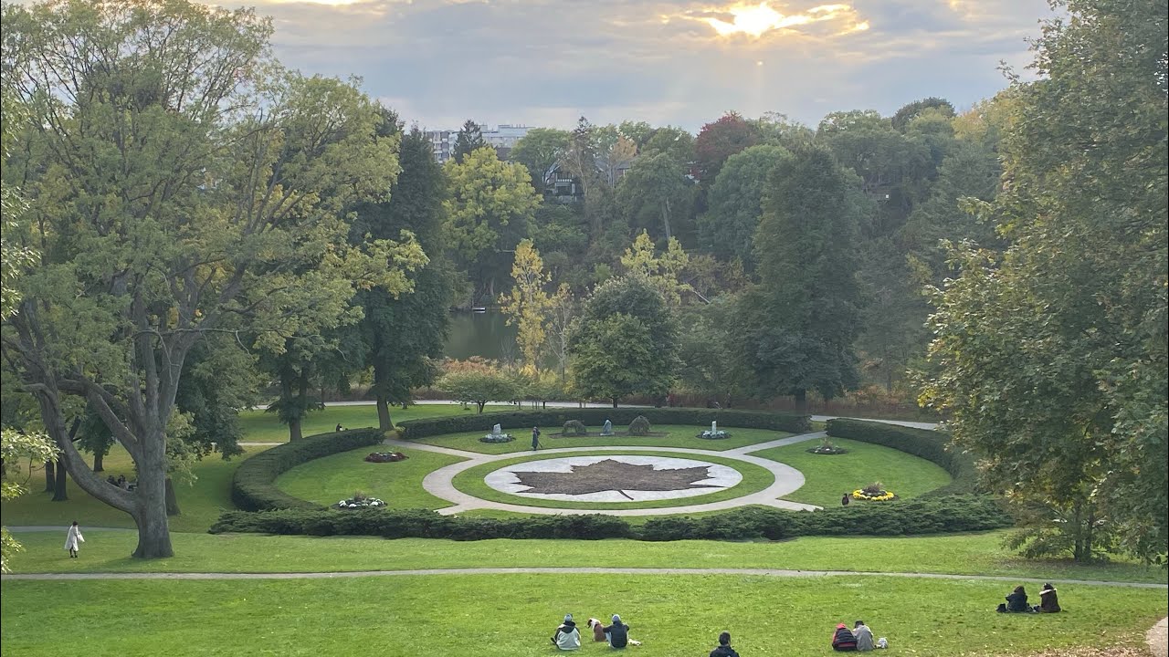 Stroll through High Park (Fall 2021) - YouTube