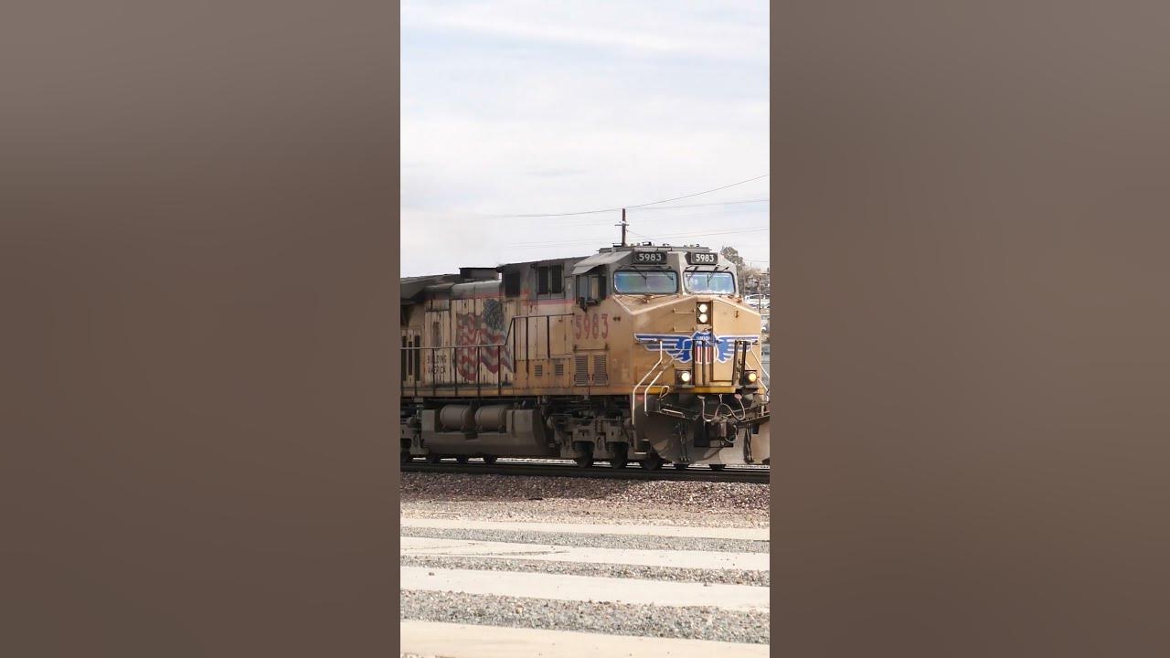 UP 5983 WB MNPWC BARSTOW HARVEY HOUSE PLATFORM 1-31-2024 #freighttrain #train #railroad - YouTube