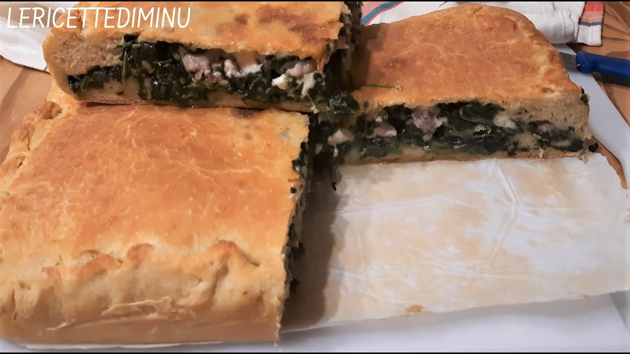 Scacciata o schiacciata spinaci e salsiccia - YouTube