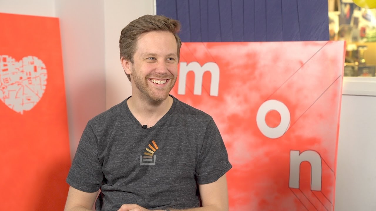 Monzo Bank - interview with Tom Blomfield - YouTube