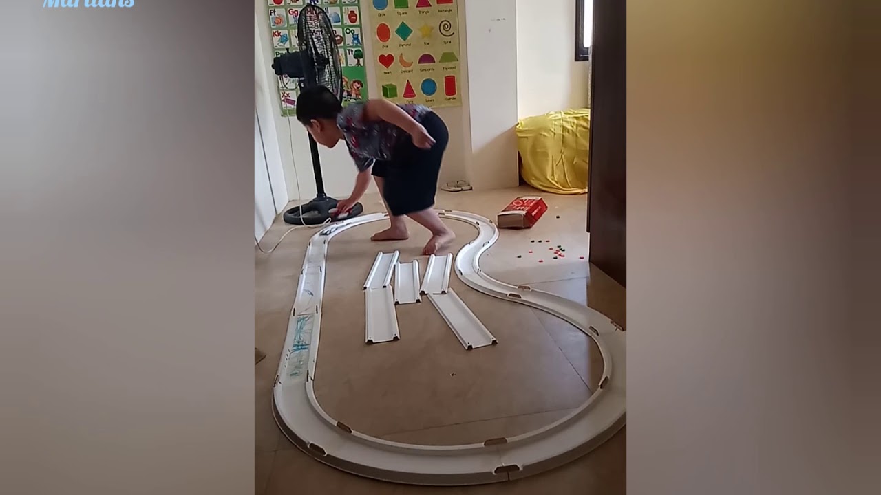 Shell V-Power Salt Water Race Cars & Sugar Cane Racetrack Review - YouTube