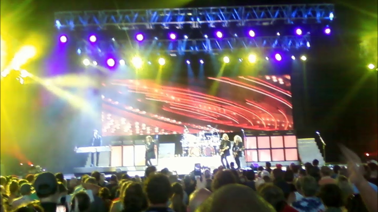 Yes Guest: 2/5/91 - Queen - Innuendo (featuring Steve Howe) - YouTube