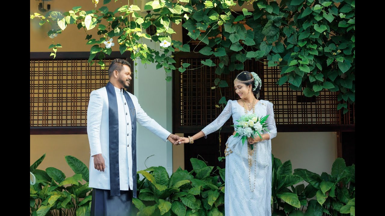 Dilhani & Kalinga Wedding Highlights - YouTube