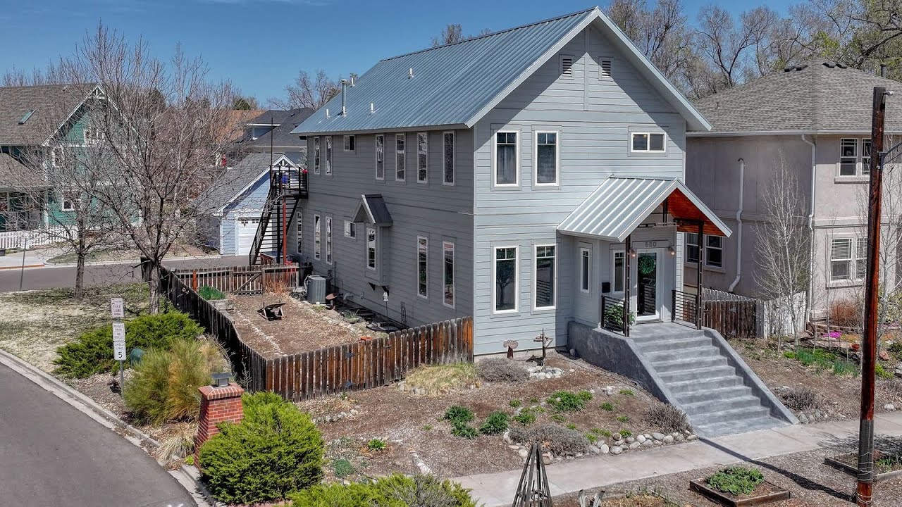 Stunning Eco-Conscious Home with Mountain Views in a Walkable Locale ...