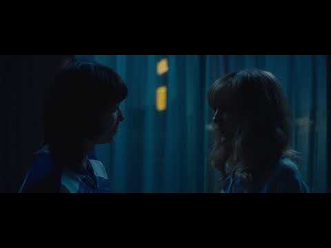 Emma Stone lesbian kiss