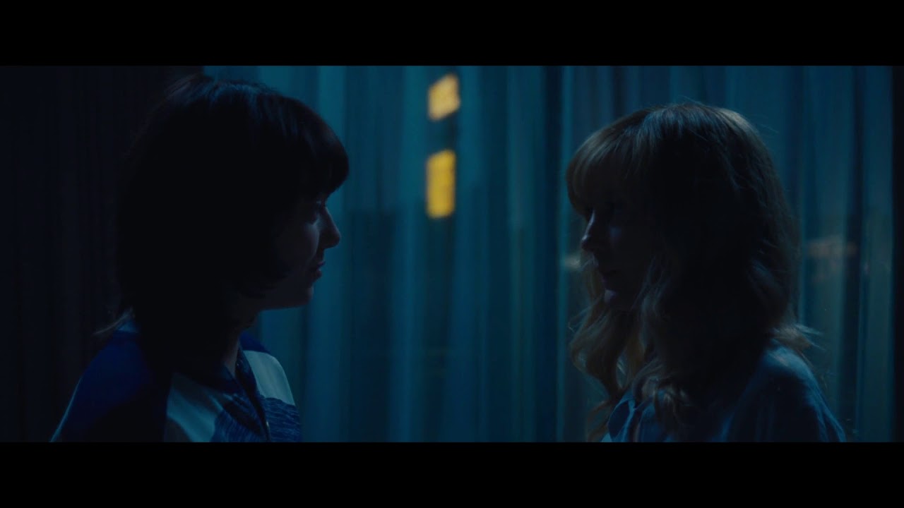 Emma Stone lesbian kiss - YouTube