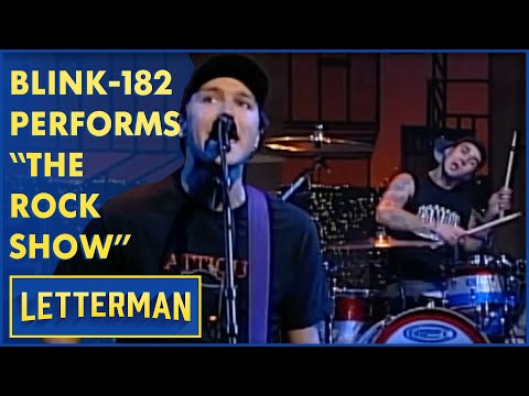 Blink-182 Performs \