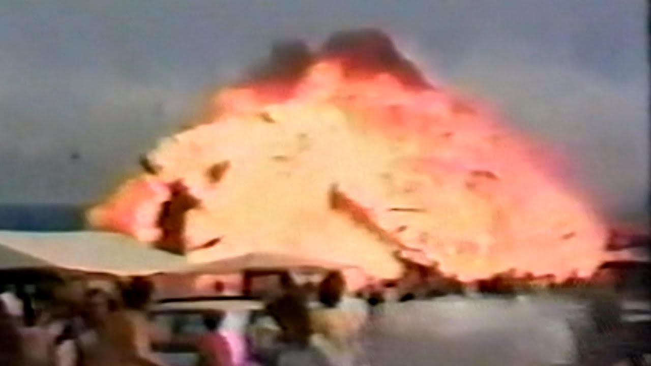 Ramstein air show 1988 disaster footage remastered [2160p59.94] Crash ...