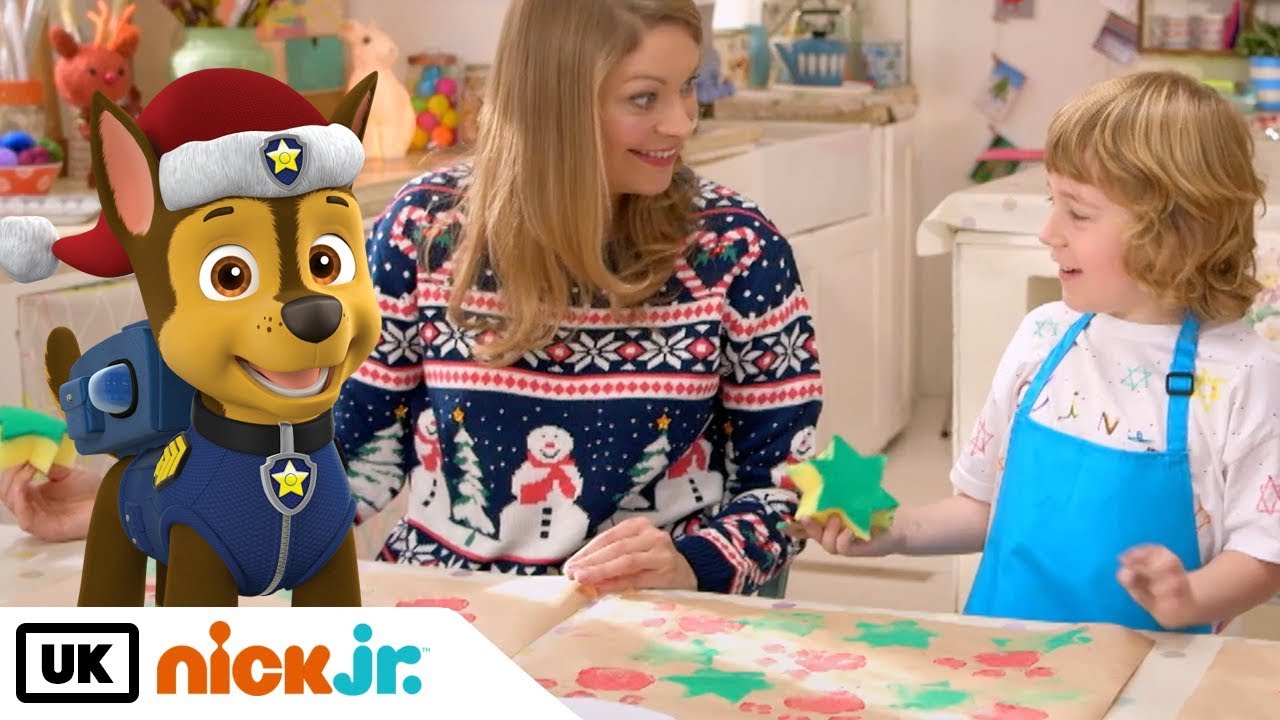 Crafty Christmas | Paw Patrol Wrapping Paper| Nick Jr. UK - YouTube
