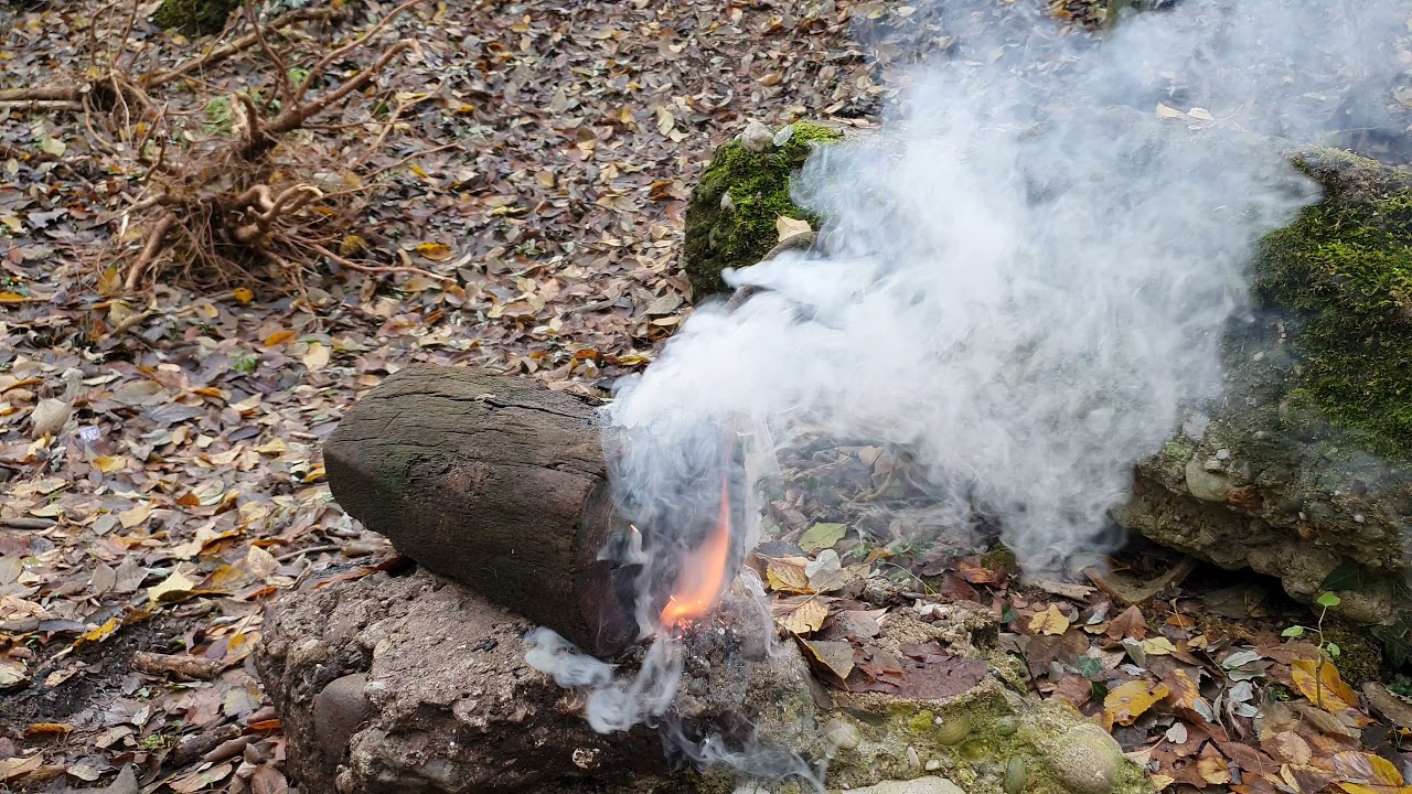 100g Gunpowder burning inside a piece of wood - YouTube