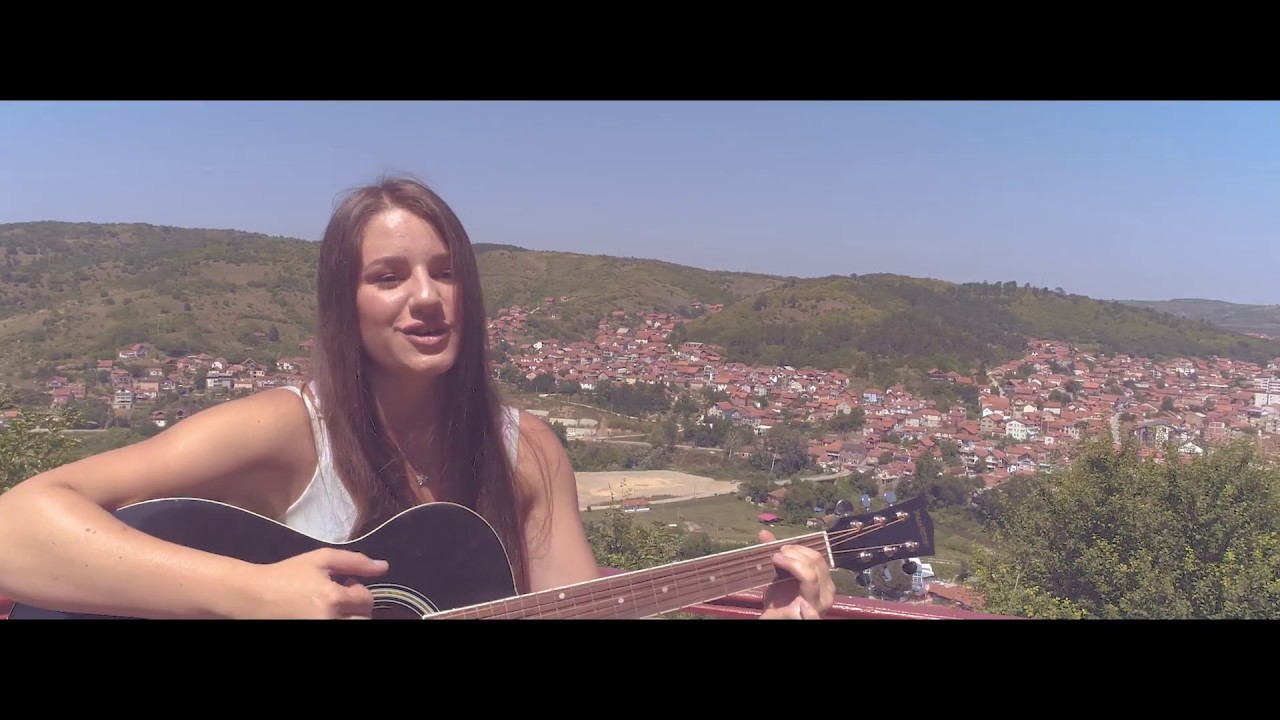 Olivera Markovic - ( La Vie en Rose - Edith Piaf COVER ) - YouTube