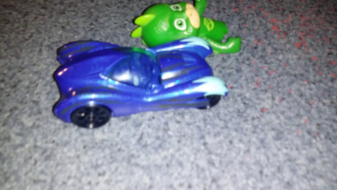 The pj masks are dead - YouTube