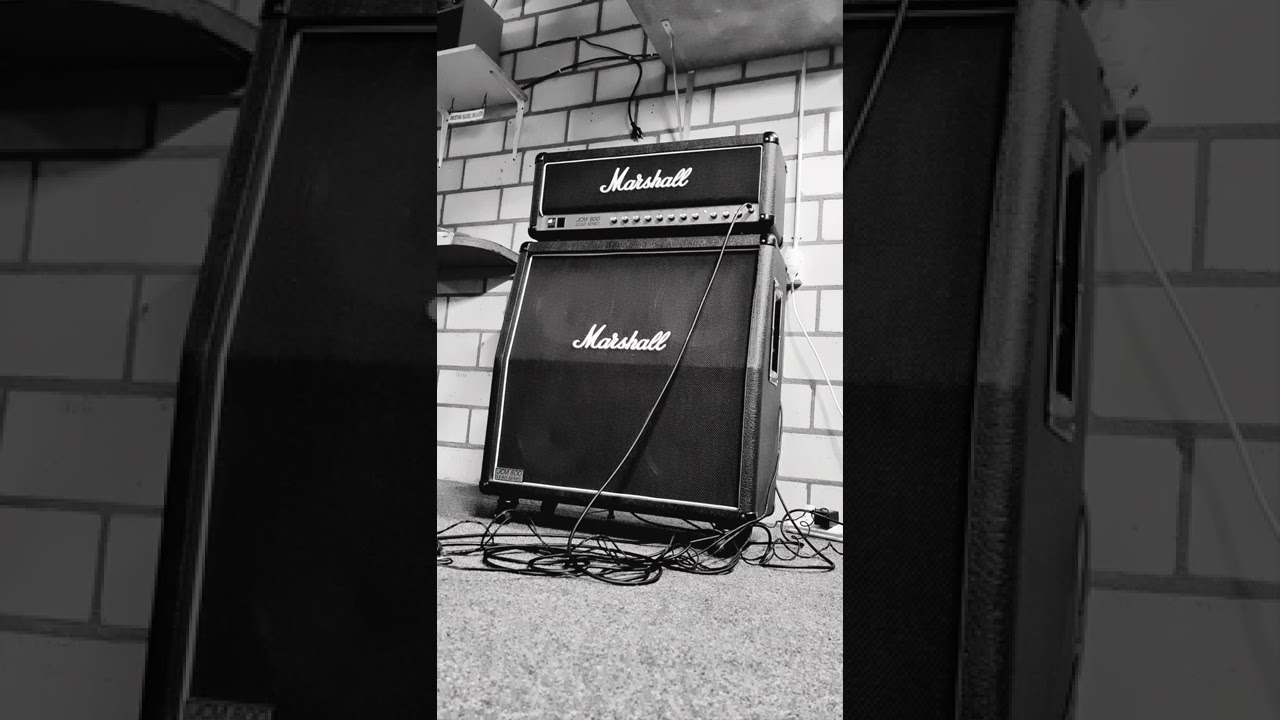 Slash ( '92 Tokyo) Use Your Illussion Live Sound!! Guns 'n' Roses - YouTube