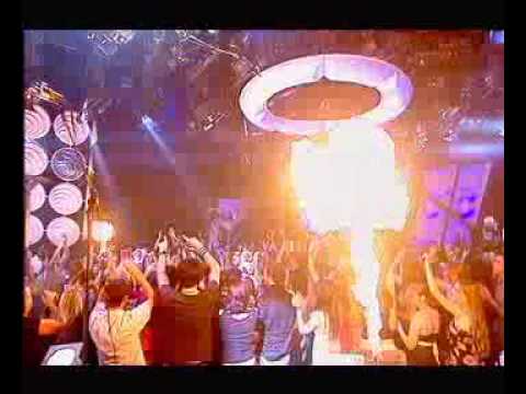 Marilyn Manson live- Personal Jesus- Top of the Pops- 2004