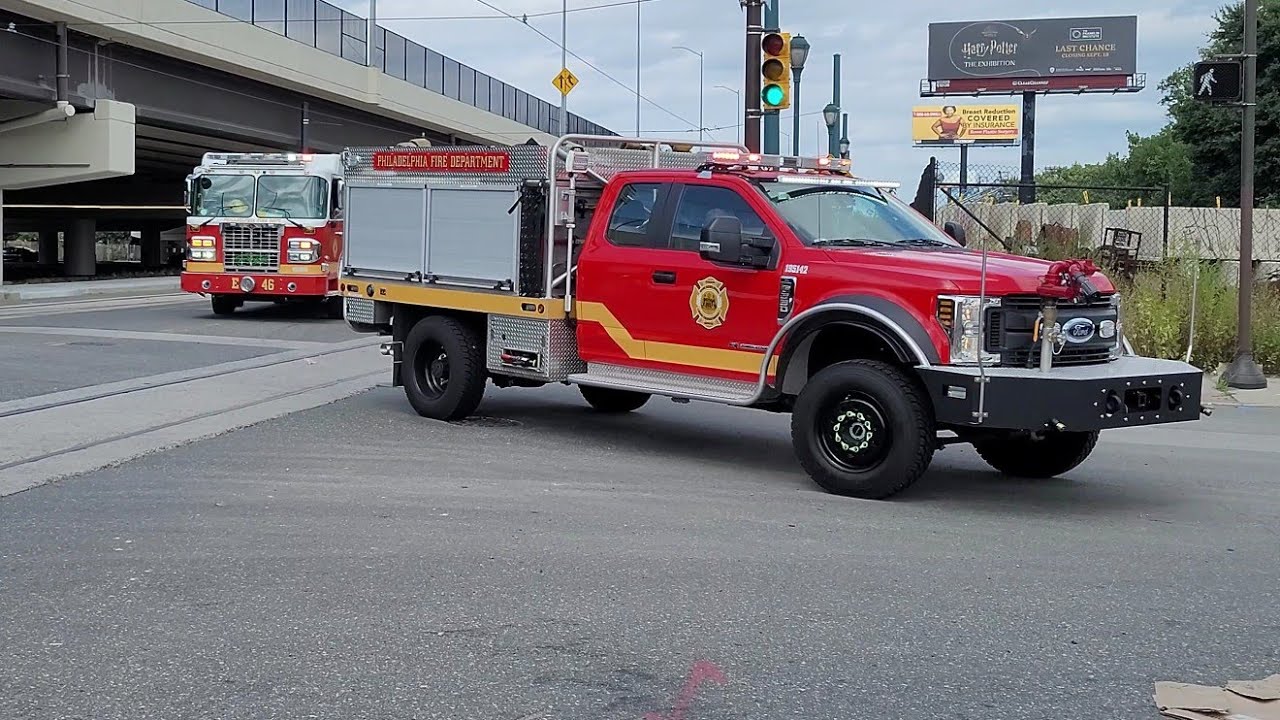 PFD Engine 46 & Grass Firefighter 2 Responding - YouTube