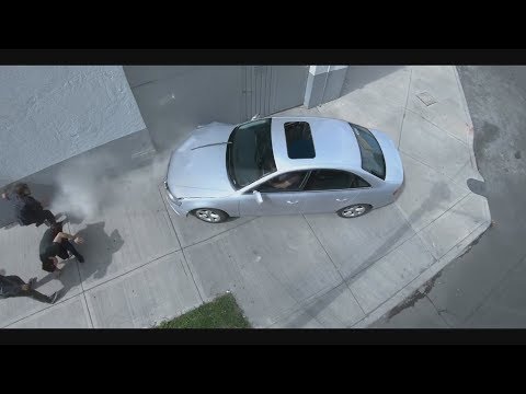 Control Z (1x03) - Javier salva a Luís