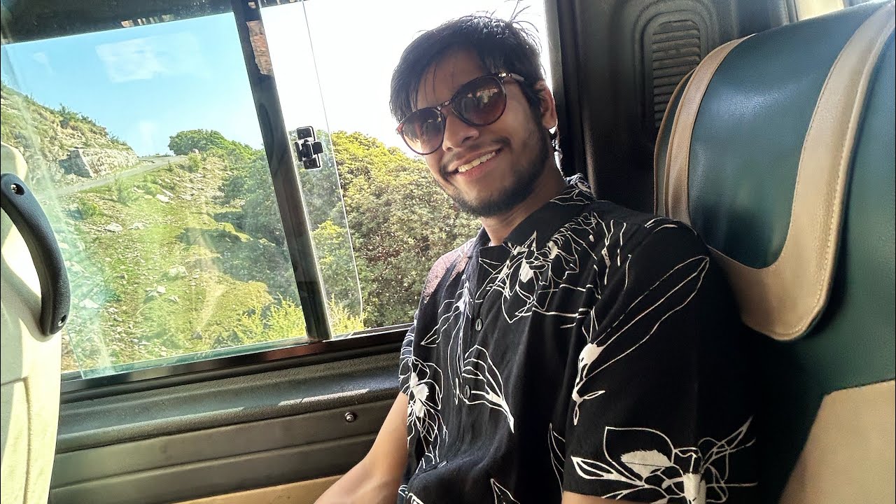 Road trip dance in bus 🧿😍 - YouTube
