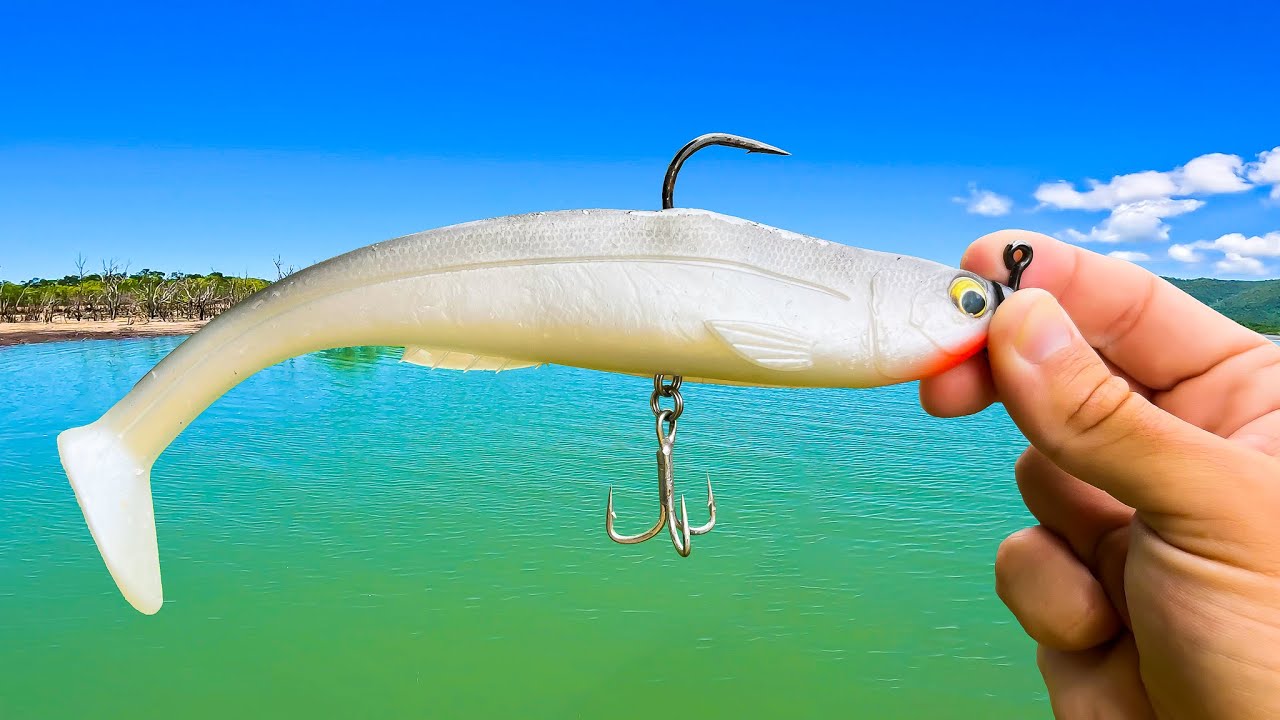 This GIANT Lure Catches BIG Fish! - YouTube