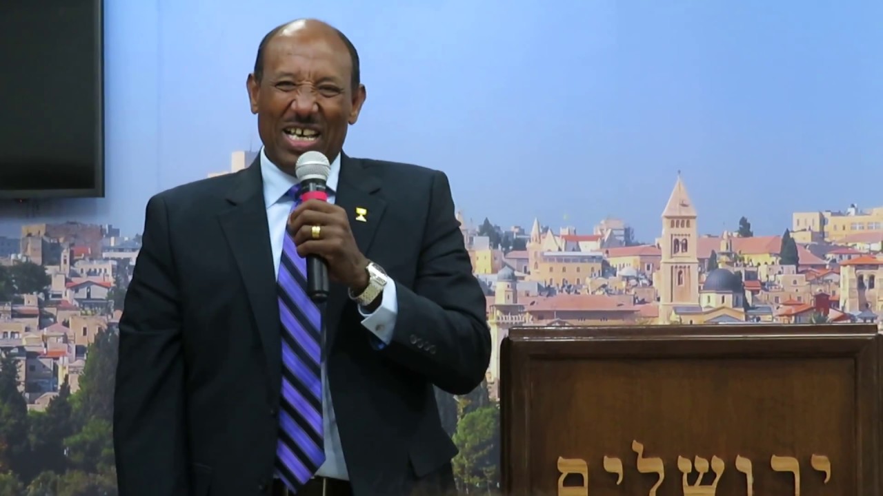 Ethiopian Messianic Jews Shabbat service, Jerusalem, Amud HaEsh - Rabbi ...