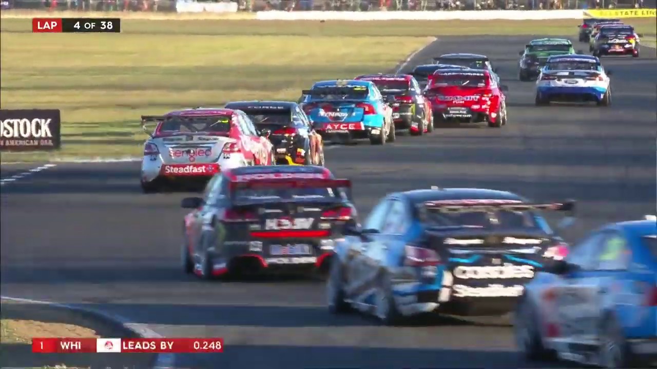 EPIC start to race v8 supercars 2016 - YouTube