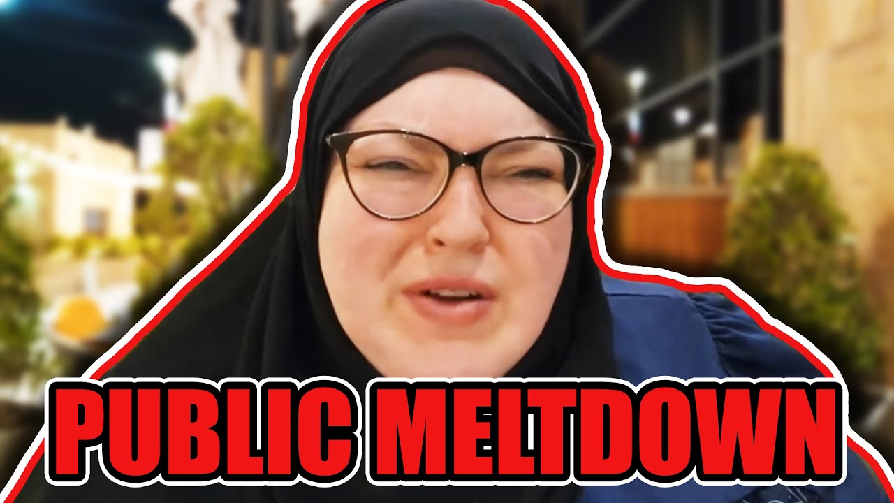 Foodie Beauty's PUBLIC MELTDOWN! Raging after a Moderator Betrayed her ...