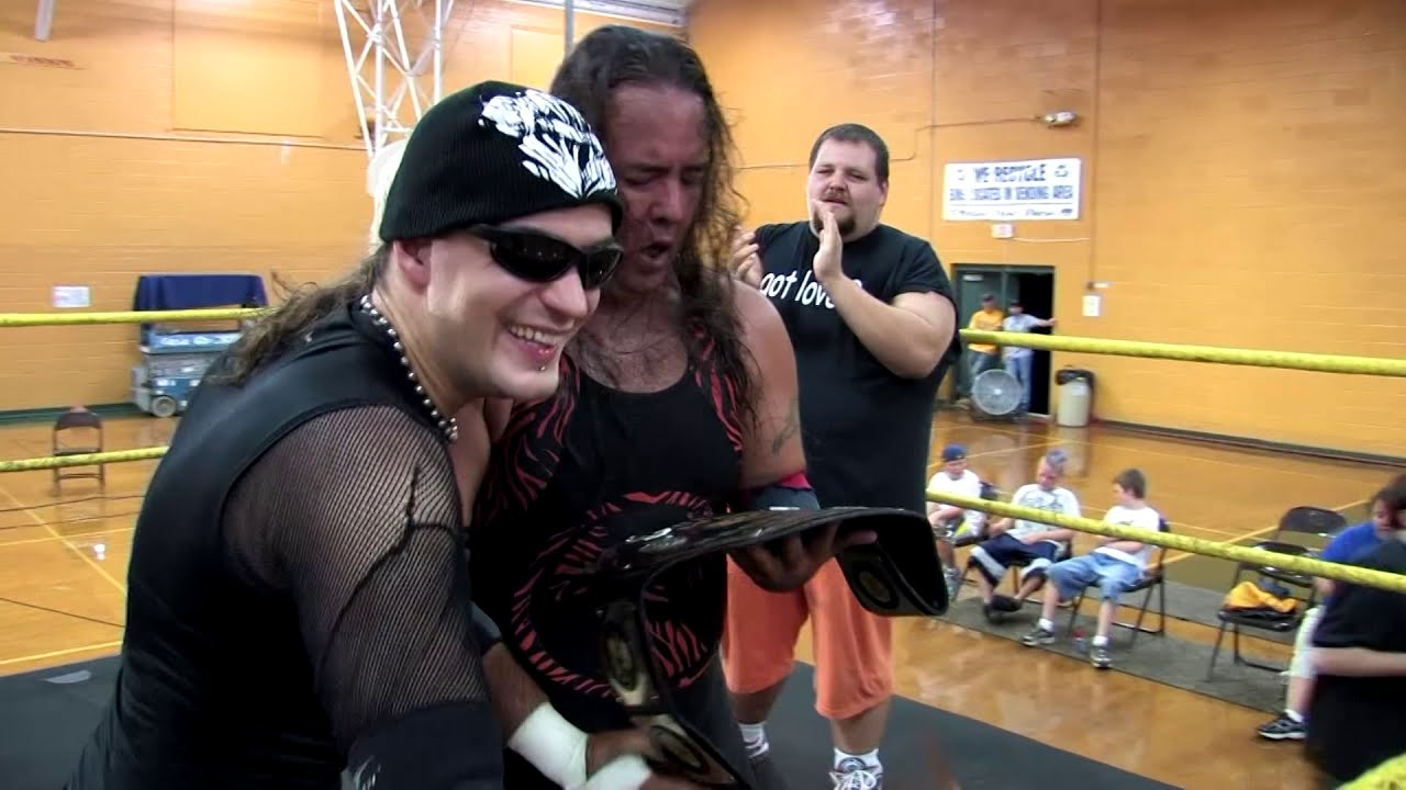 Johnny Blast VS Karl - YouTube