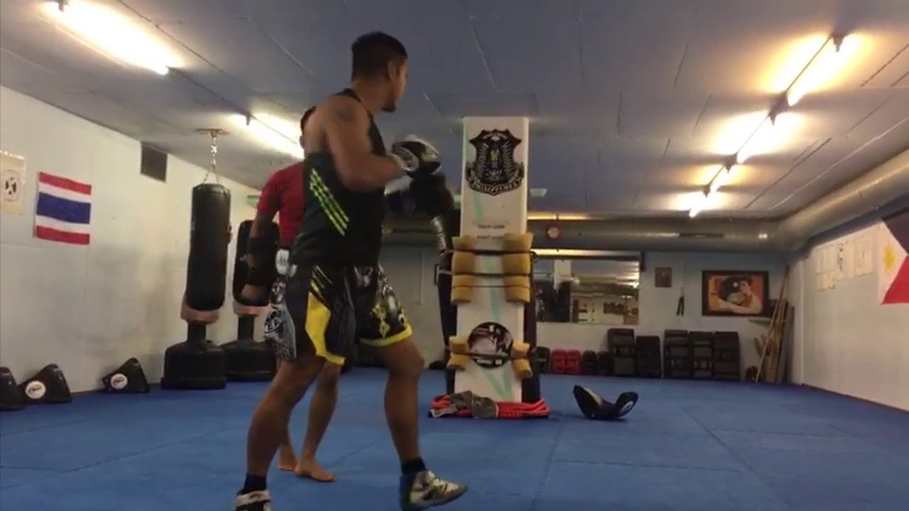 Split Elbow - YouTube