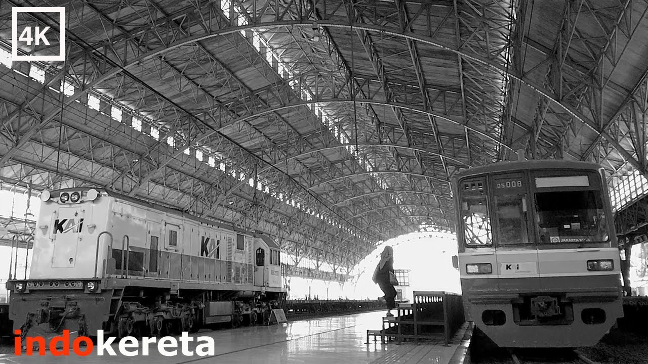 4K | Tokyo Metro 05 Series | KRL Tj Priok Line | Tanjung Priok Station ...