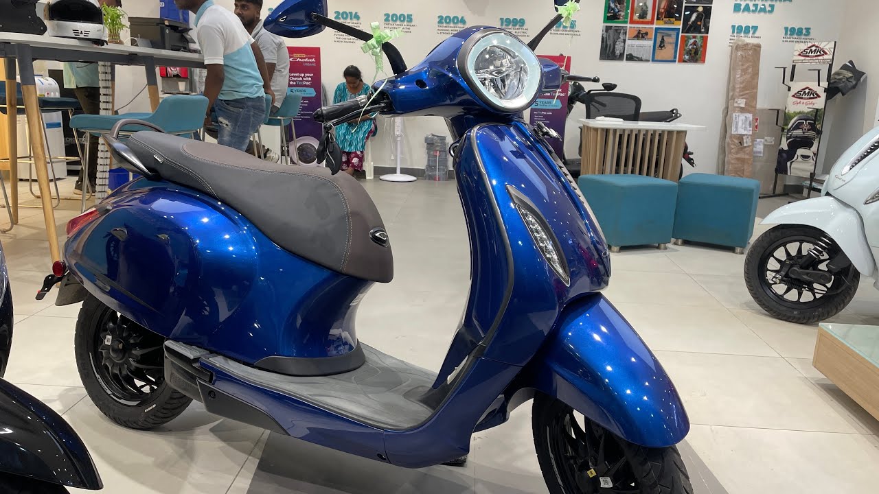 New BAJAJ Chetak Electric Scooter Keyless & Electric Model 2024 ...