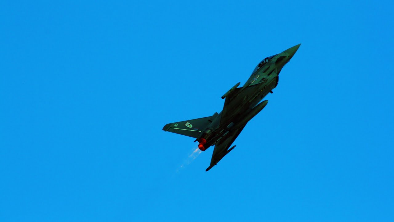 Eurofighter Typhoon Duxford Airshow 2013 England Royal Airforce USAF ...