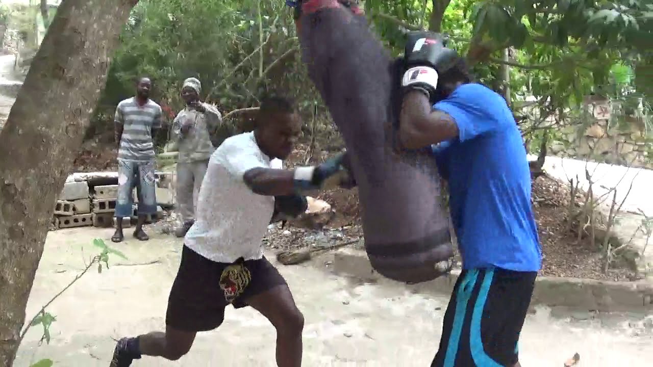 Boxing Life in Haiti 2020 🇭🇹 - YouTube