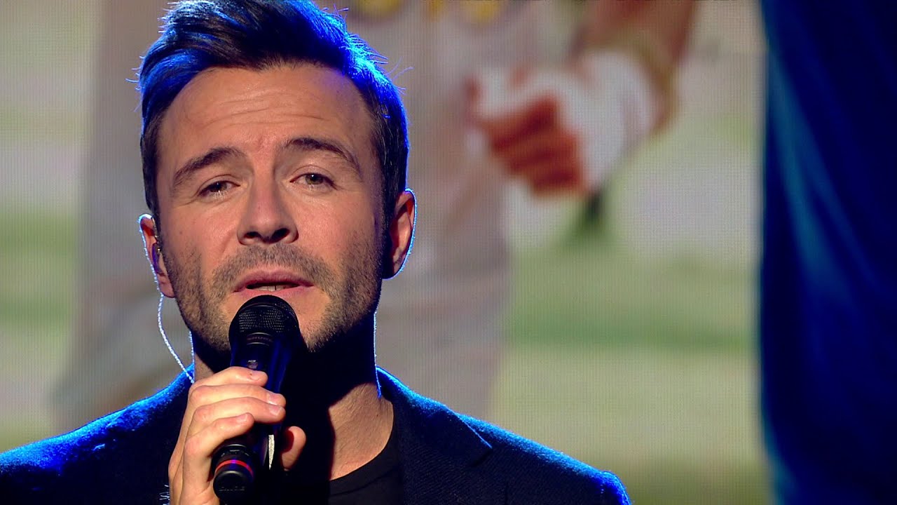 Shane Filan - You Raise Me Up | The Late Late Show | RTÉ One - YouTube