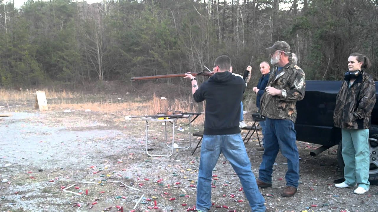 Shooting a flintlock - YouTube