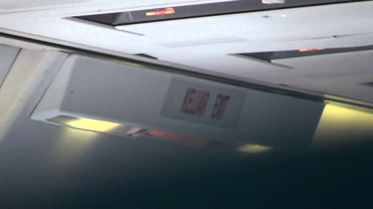 Malaysia Airlines MH2715 Sibu to Kuala Lumpur: Cabin view and ...