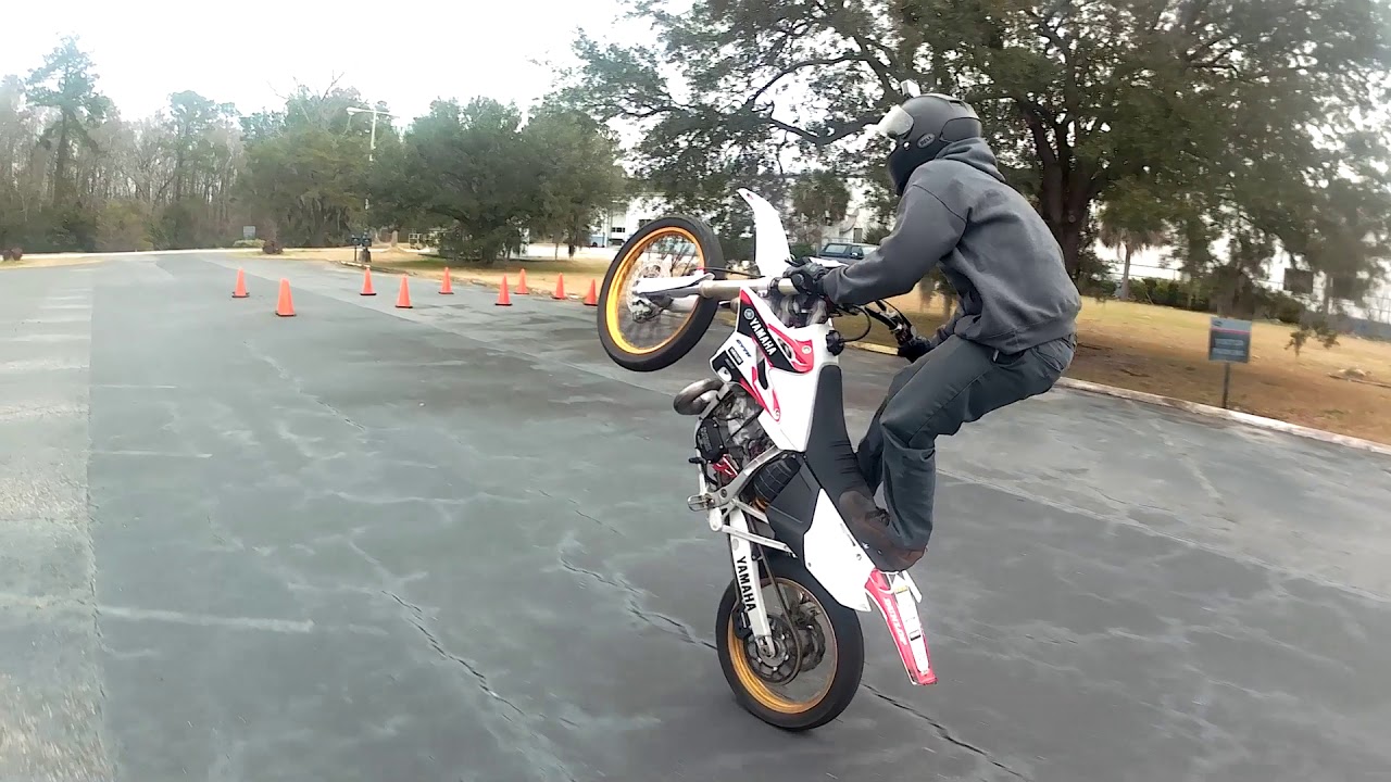 YZ250 slow wheelie crash - YouTube